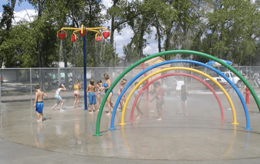 Splash Pads & Pools in Fargo & Moorhead