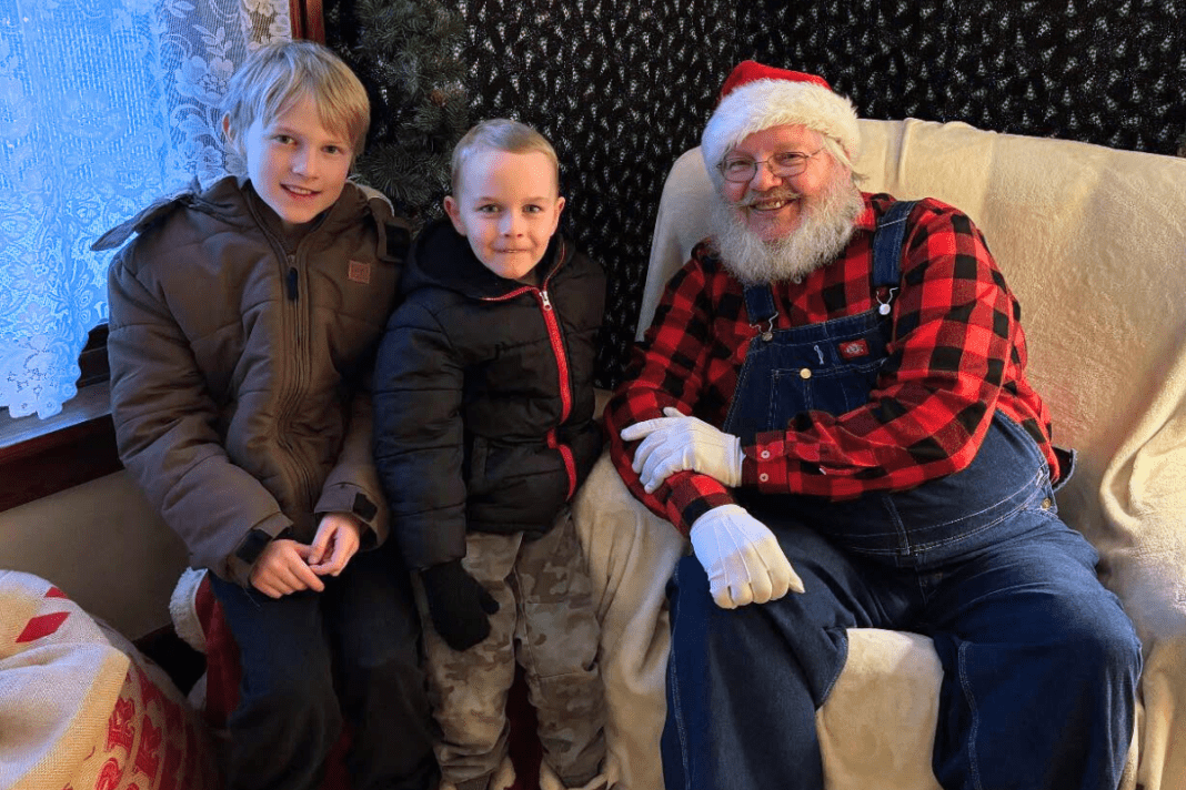 Where to See Santa in Fargo & Moorhead | 2025